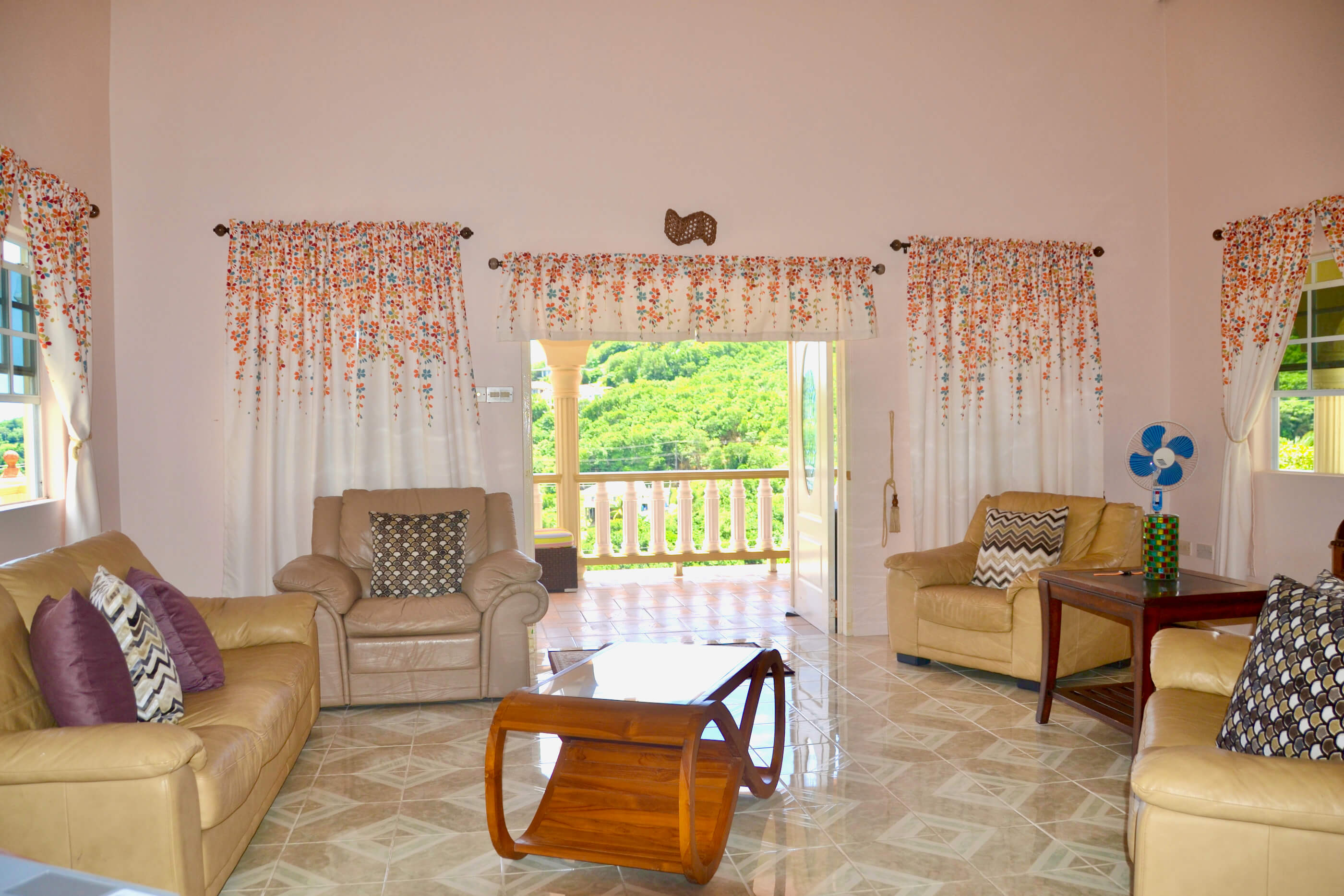 Paradise Breeze - Villas for Rent - Hope Bay, Bequia, St Vincent and The Grenadines